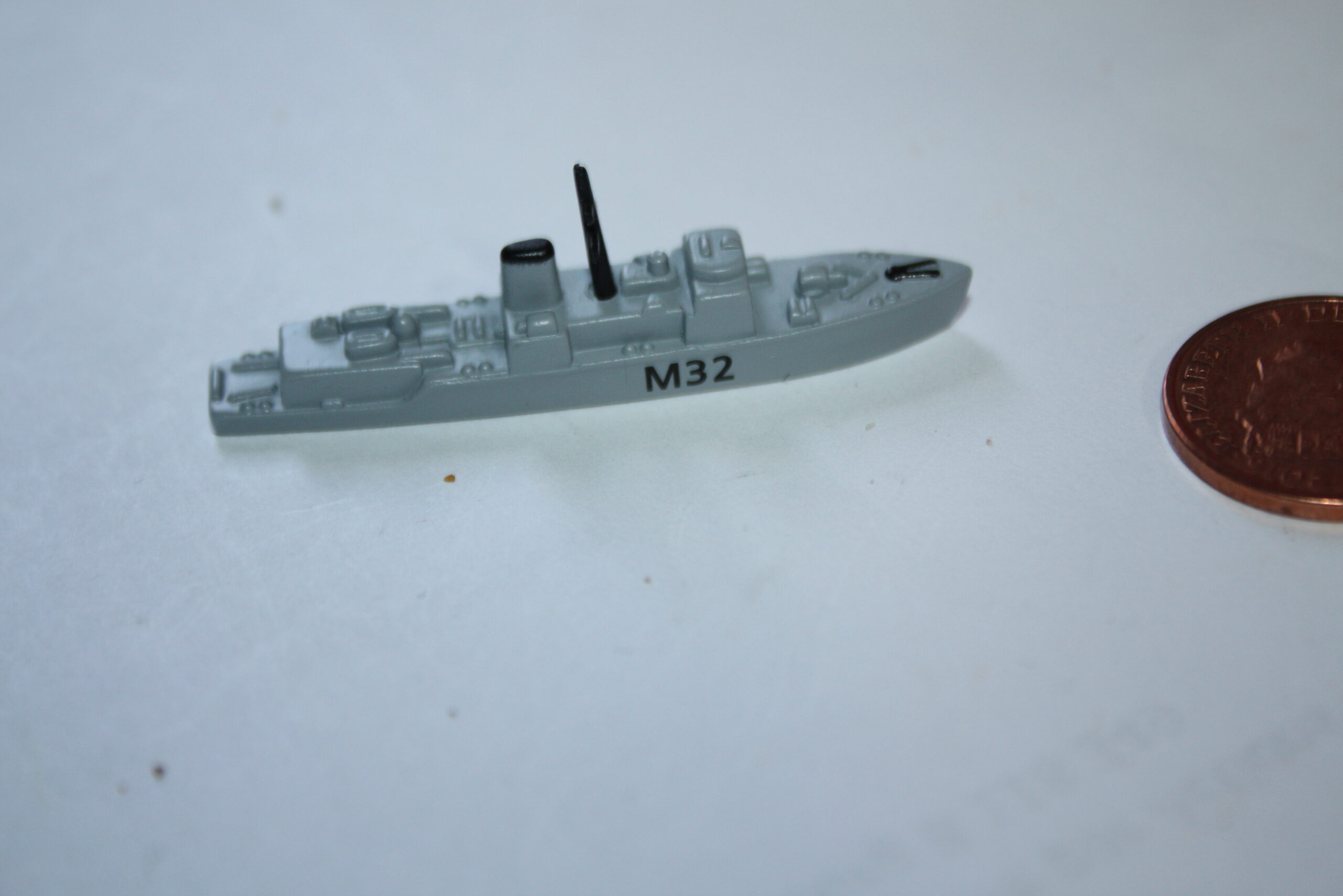HMS Cottesmore M32 Hunt class minehunter limited edition Royal Navy ...