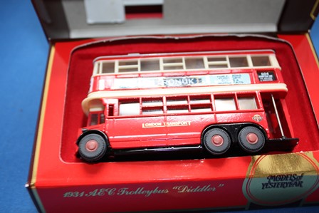 Diddler 6 wheeler Trolleybus in London Transport Livery, from 1934 ...