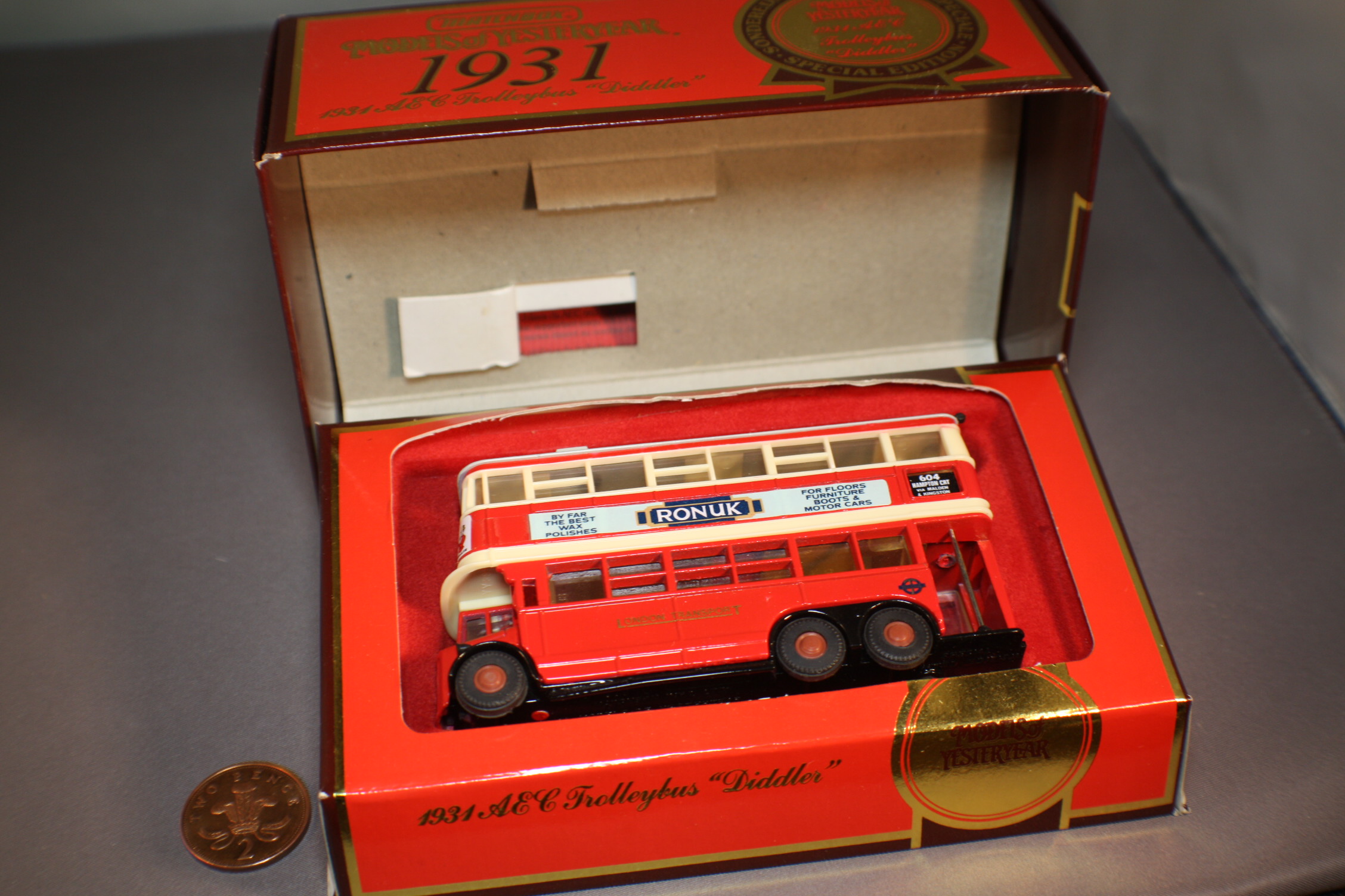 Diddler 6 wheeler Trolleybus in London Transport Livery, from 1934 ...