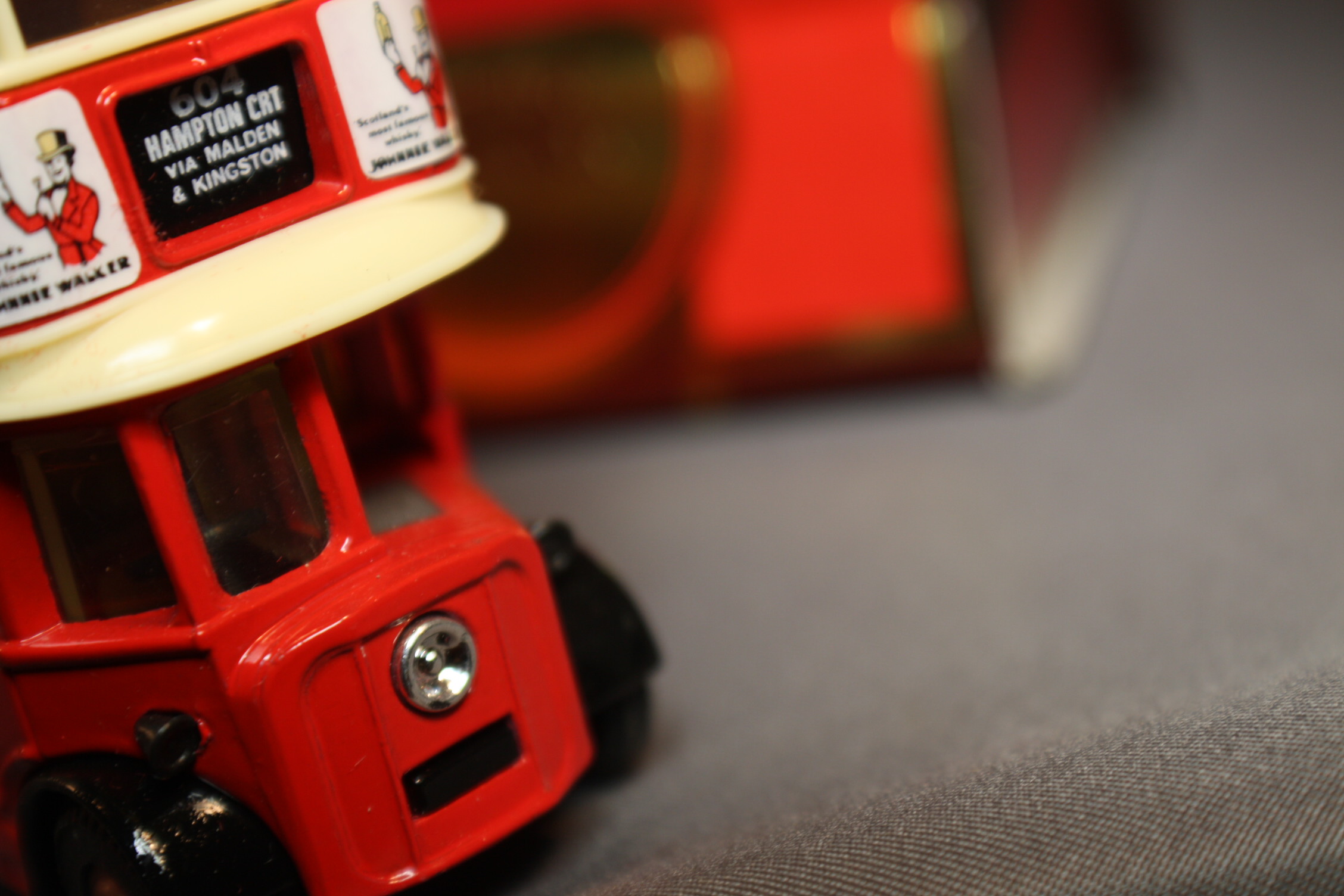 Diddler 6 wheeler Trolleybus in London Transport Livery, from 1934 ...